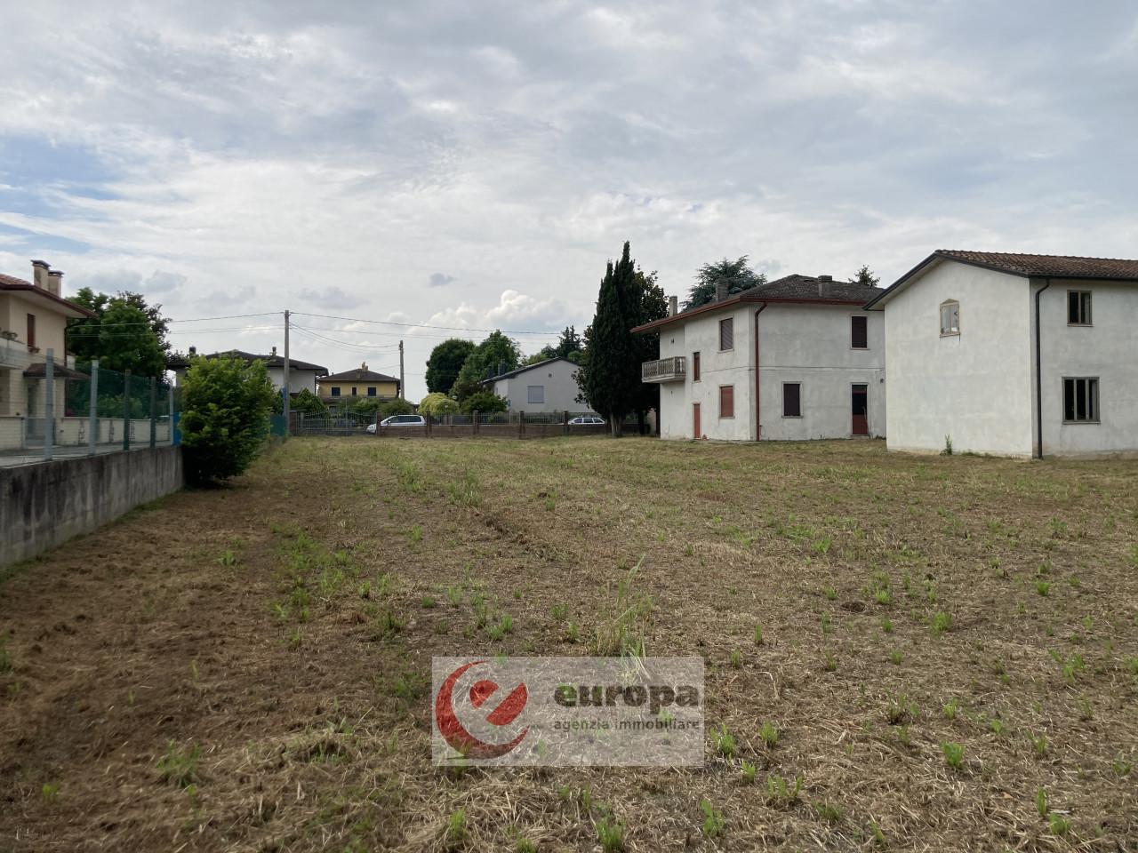 Terreno edificabile residenziale in vendita a Quinto Vicentino