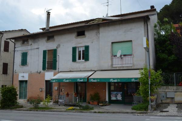 Appartamento in vendita a Rosora