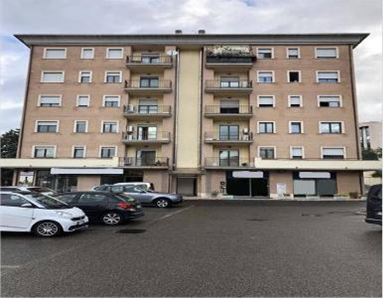 Ufficio in vendita a Viterbo