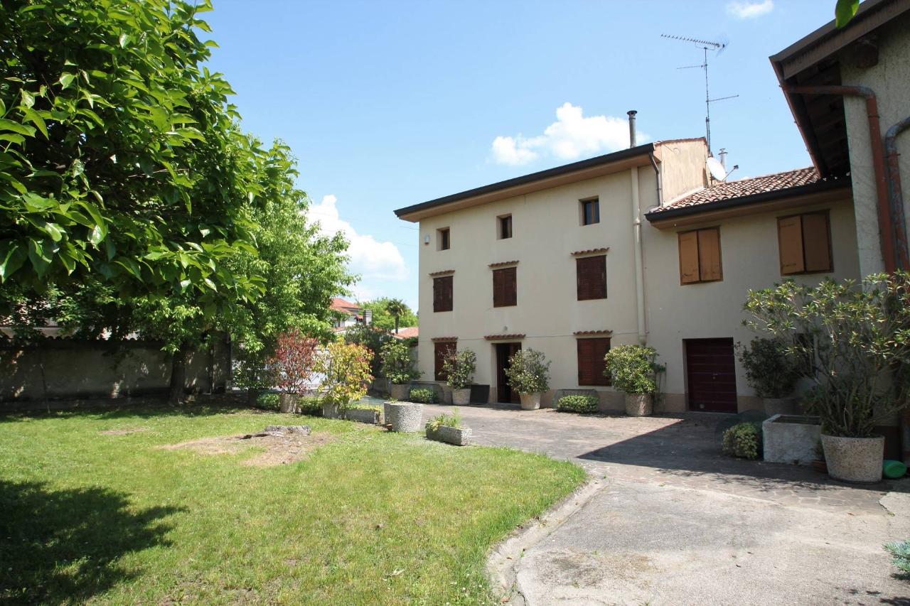 Casa indipendente in vendita a Farra D'Isonzo