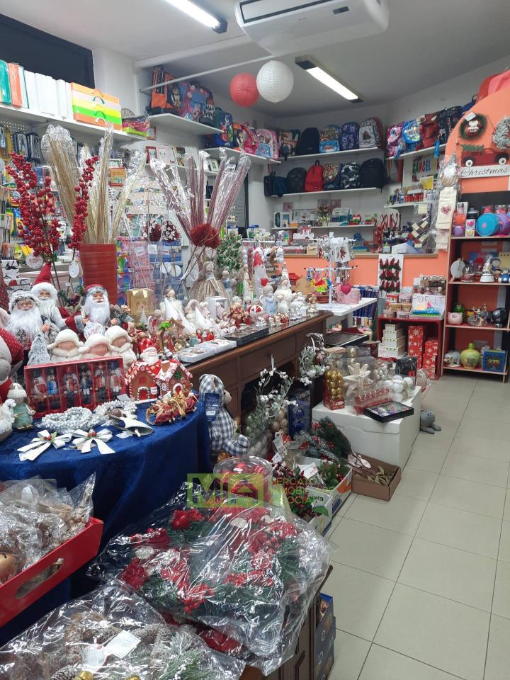 Esercizio commerciale in vendita a Altidona