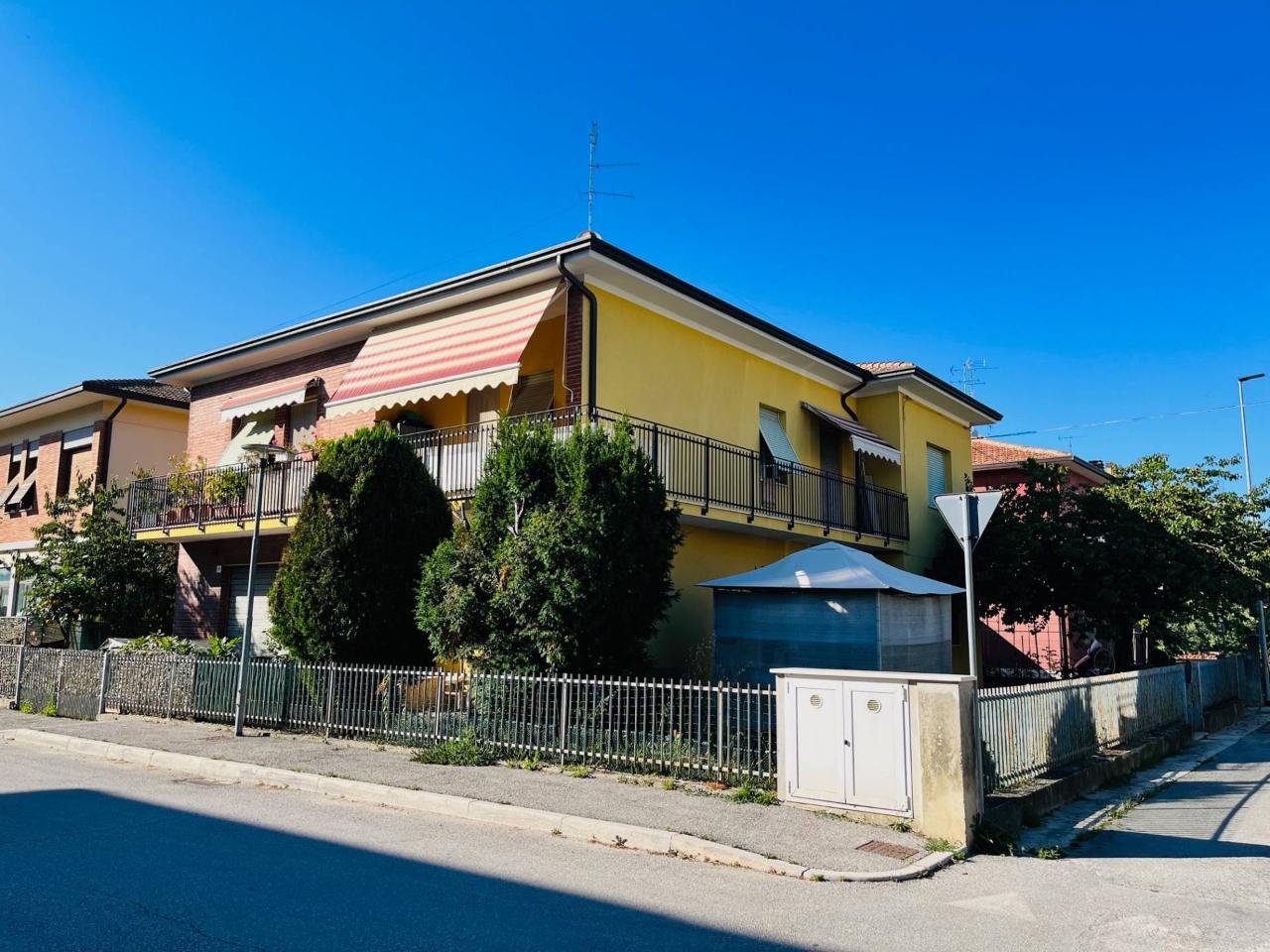Villa in vendita a Senigallia