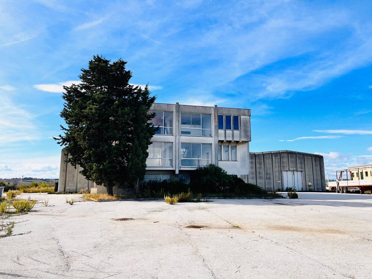 Laboratorio in vendita/affitto a Senigallia