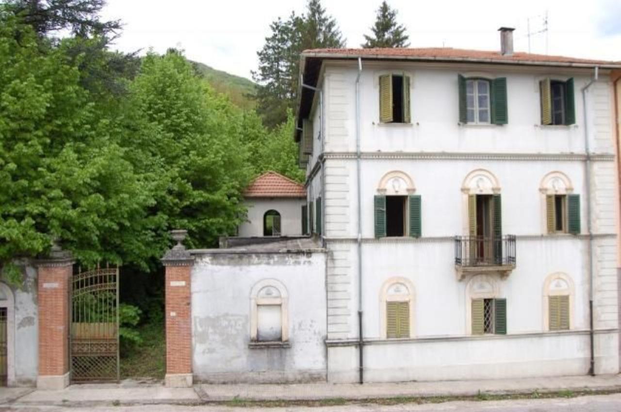 Villa in vendita a Posta