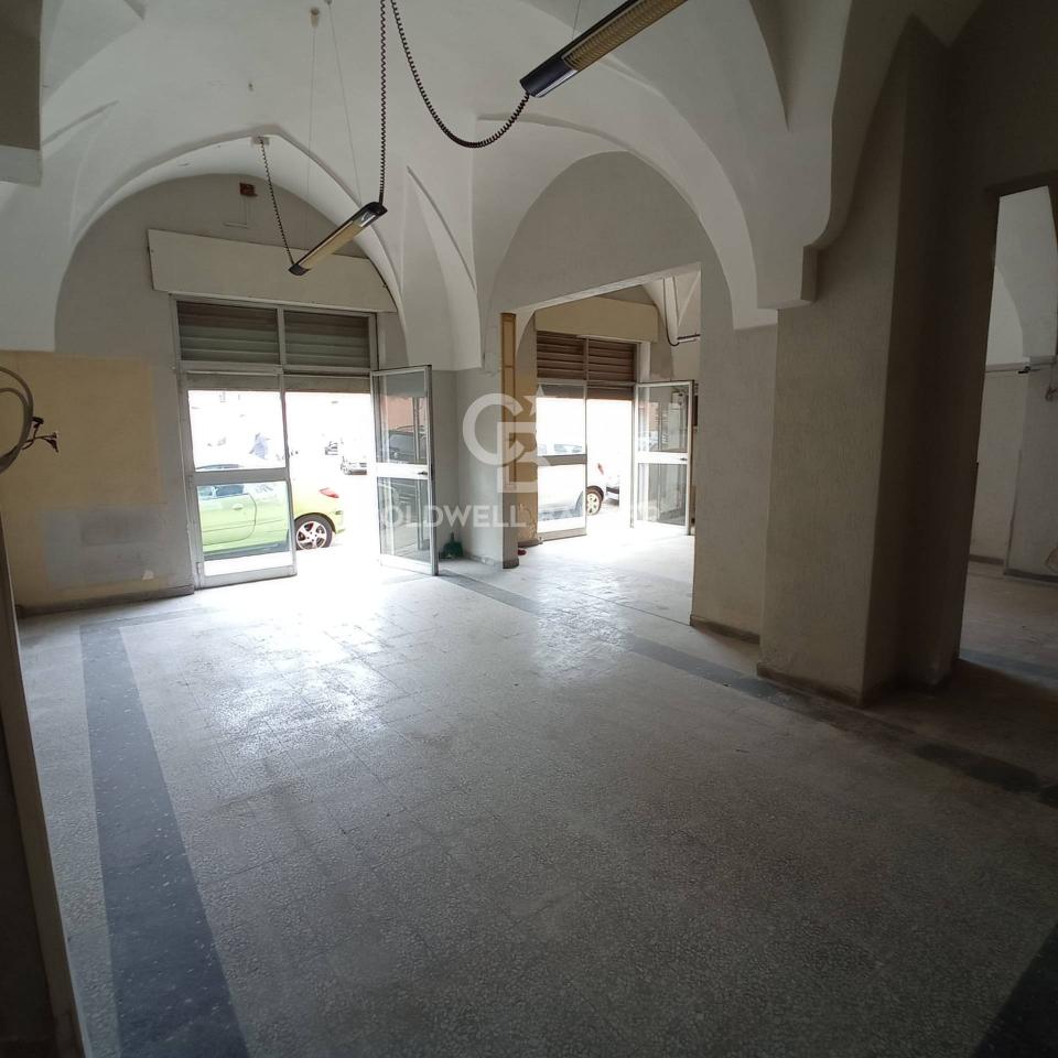 Negozio in affitto a Brindisi