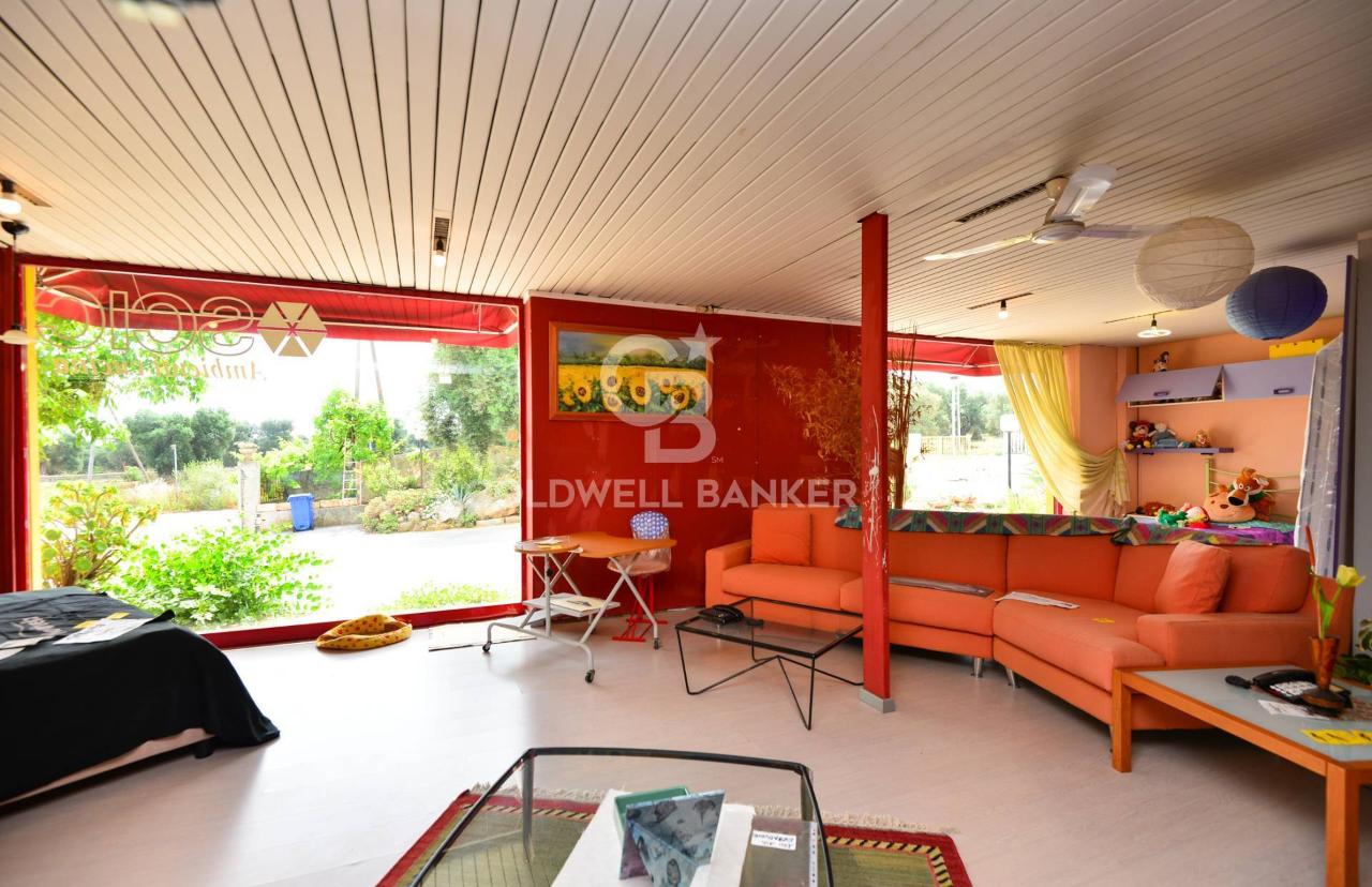 Negozio in affitto a Ostuni