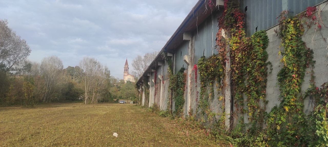 Capannone in vendita a Ospedaletto Lodigiano