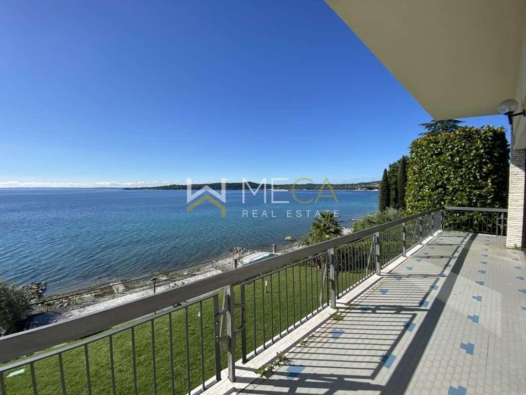 Villa unifamiliare in vendita a Padenghe Sul Garda