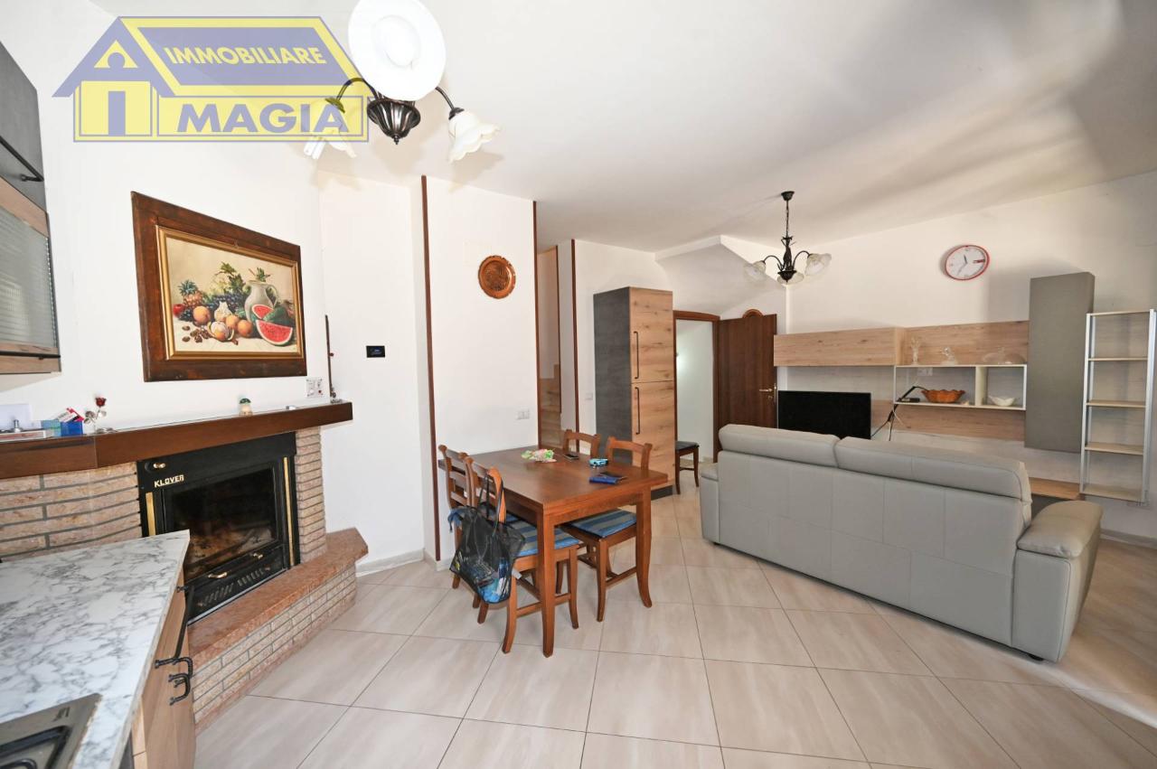 Appartamento in vendita a Folignano