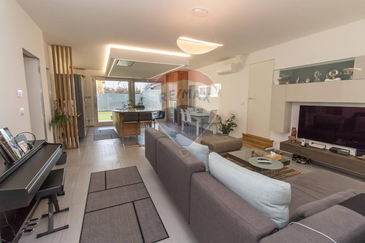 Villa in vendita a Montesilvano