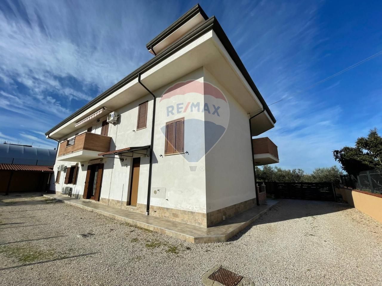 Appartamento in vendita a Tollo