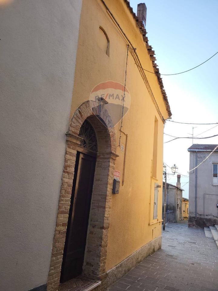 Casa indipendente in vendita a Civitaquana