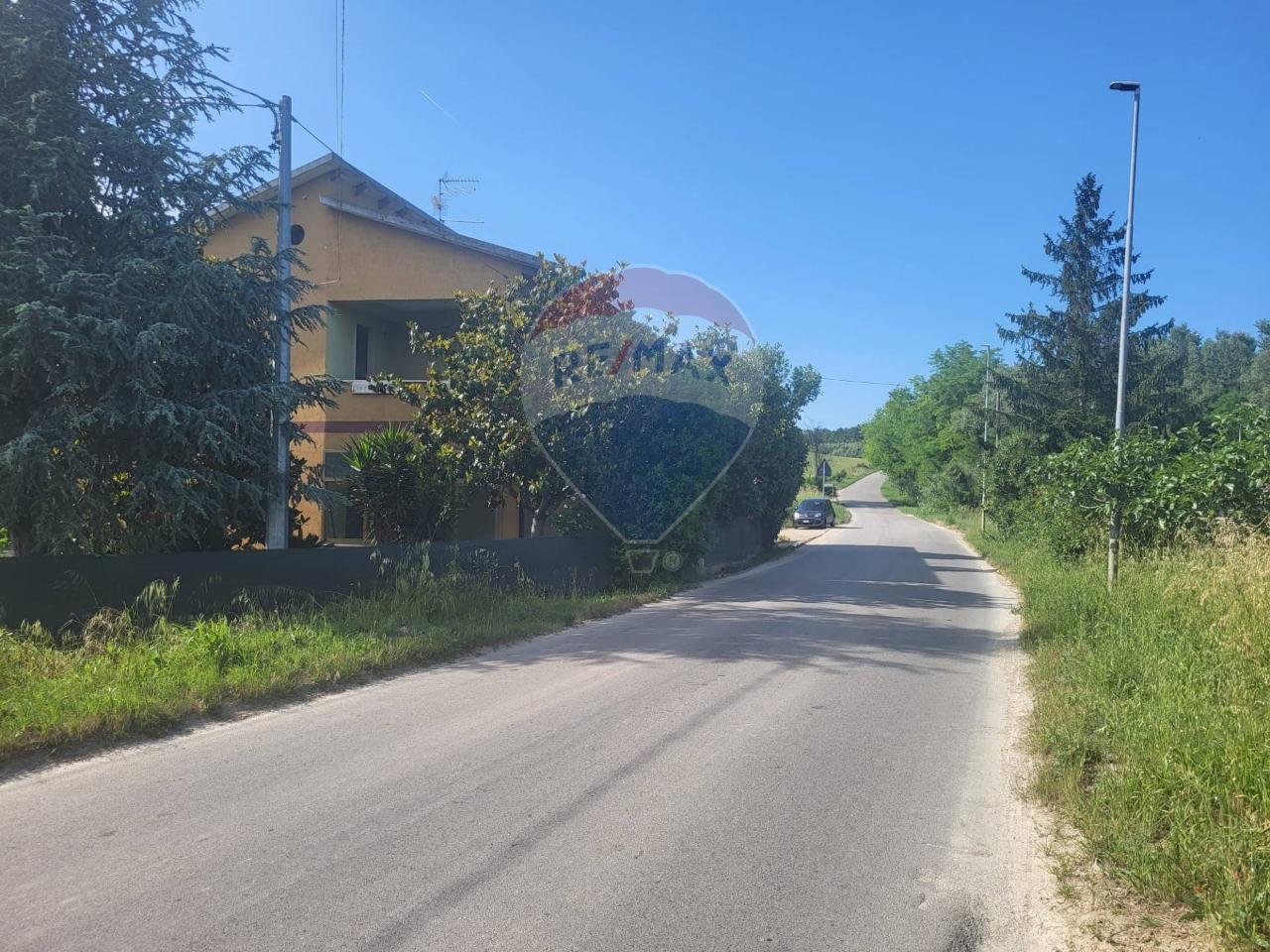 Casa indipendente in vendita a Collecorvino