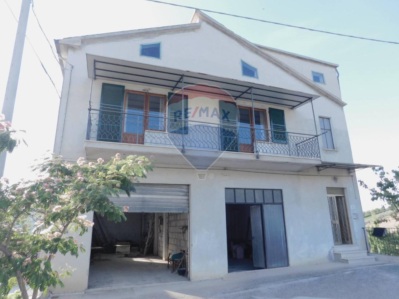 Casa indipendente in vendita a Villamagna