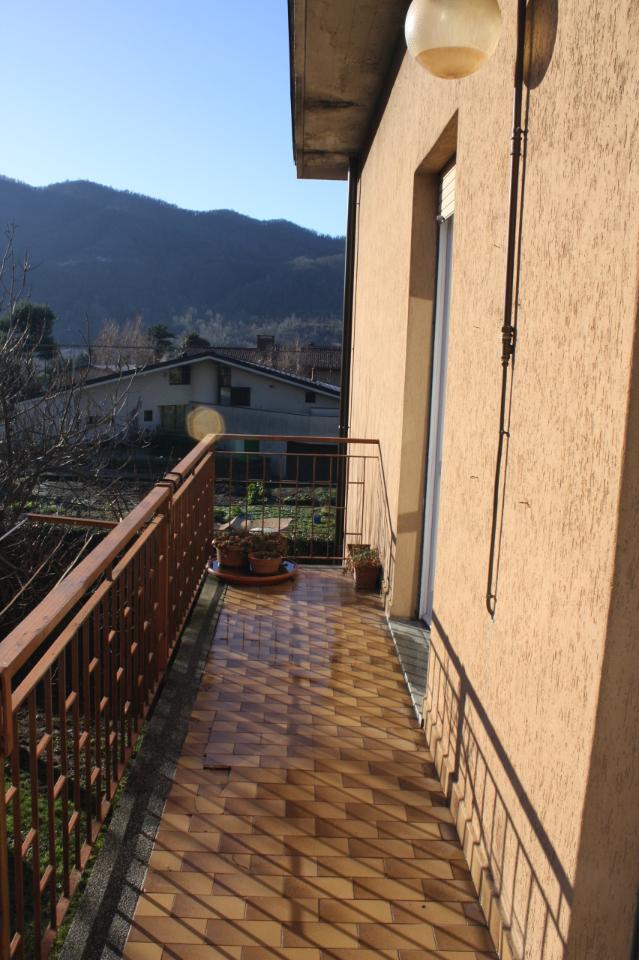 Appartamento in vendita a Caprino Bergamasco