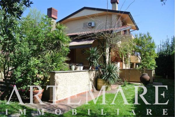Villa in affitto a Forte Dei Marmi
