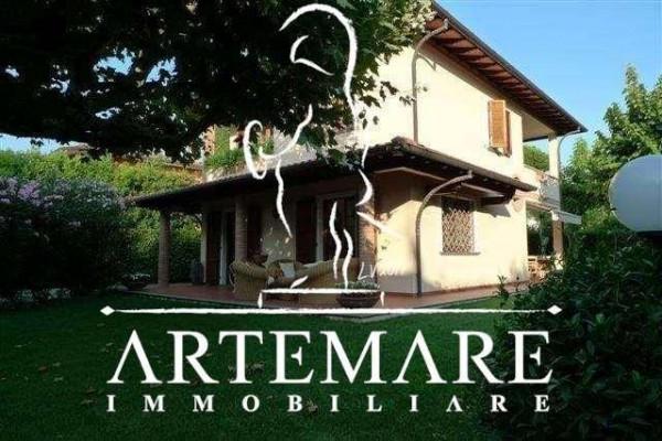 Villa in affitto a Forte Dei Marmi
