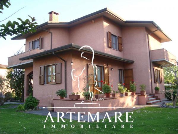 Villa in affitto a Forte Dei Marmi