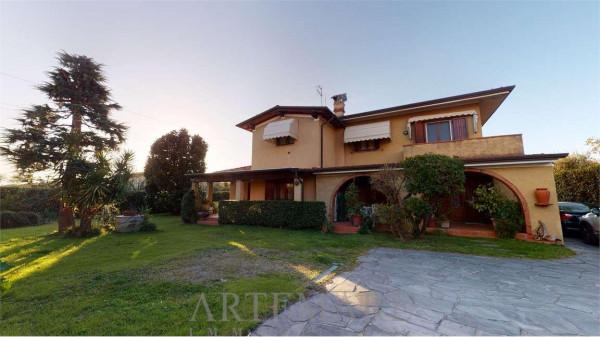 Villa in vendita a Forte Dei Marmi