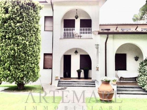 Villa in vendita a Forte Dei Marmi
