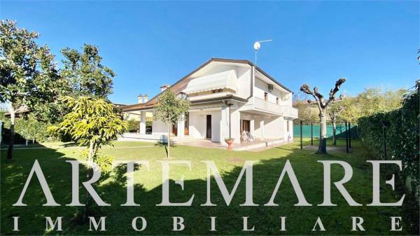 Villa in affitto a Forte Dei Marmi