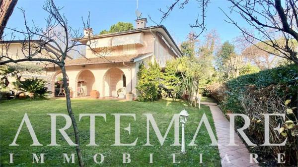 Villa in affitto a Forte Dei Marmi