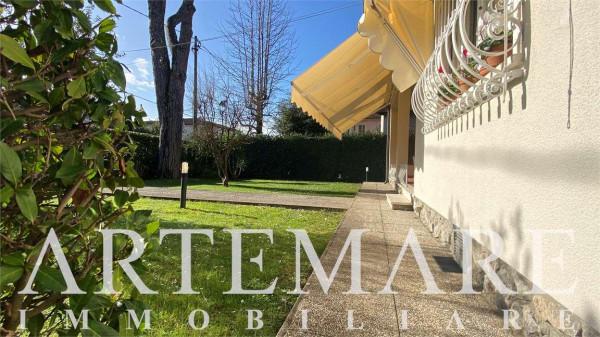 Villa in affitto a Forte Dei Marmi