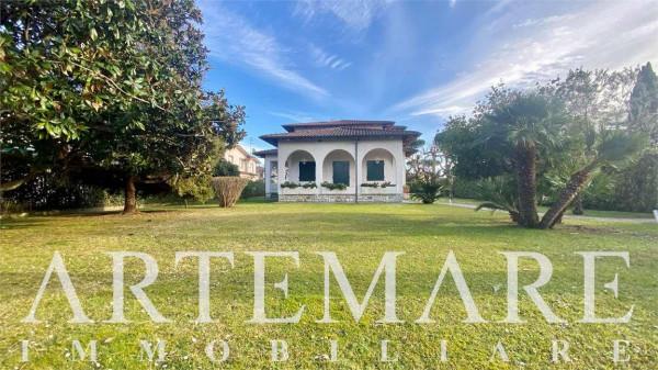 Villa in affitto a Forte Dei Marmi