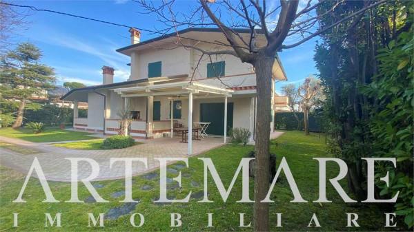 Villa in affitto a Forte Dei Marmi