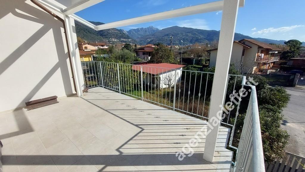 Villa a schiera in vendita a Massa