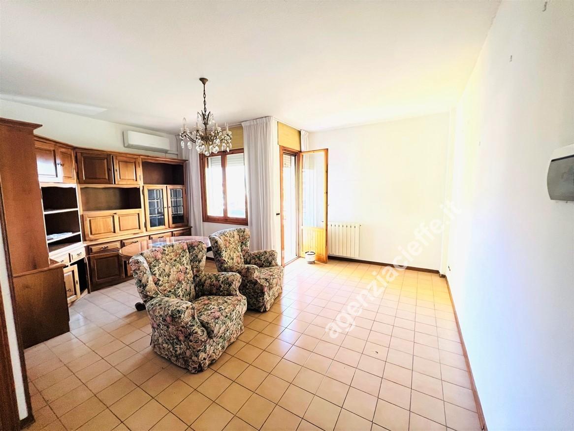 Appartamento in vendita a Massa