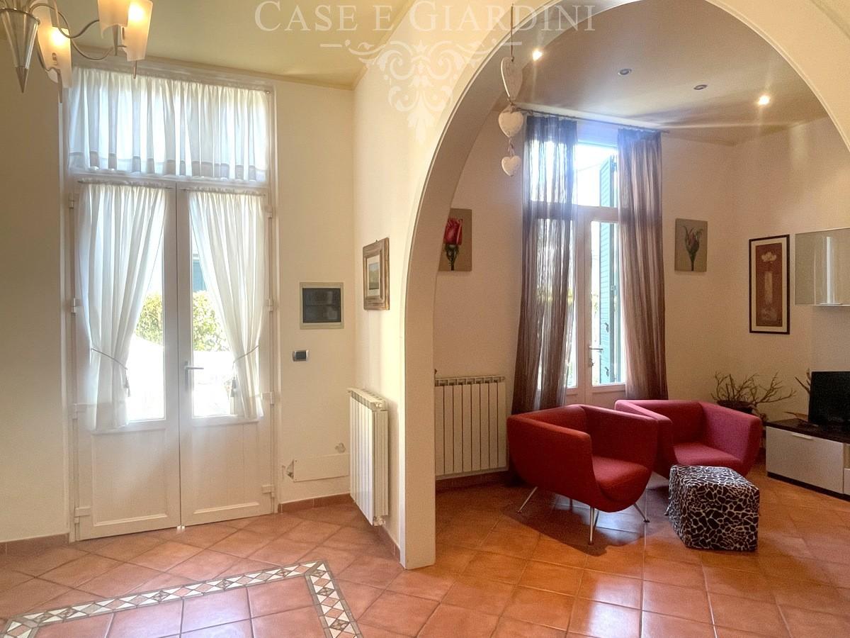 Casa indipendente in vendita a Viareggio