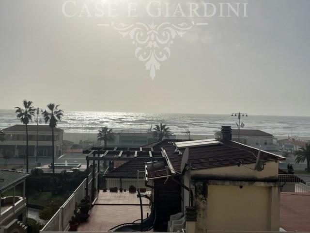 Appartamento in vendita a Viareggio