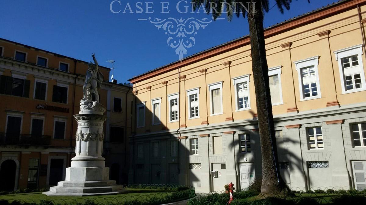 Appartamento in vendita a Carrara