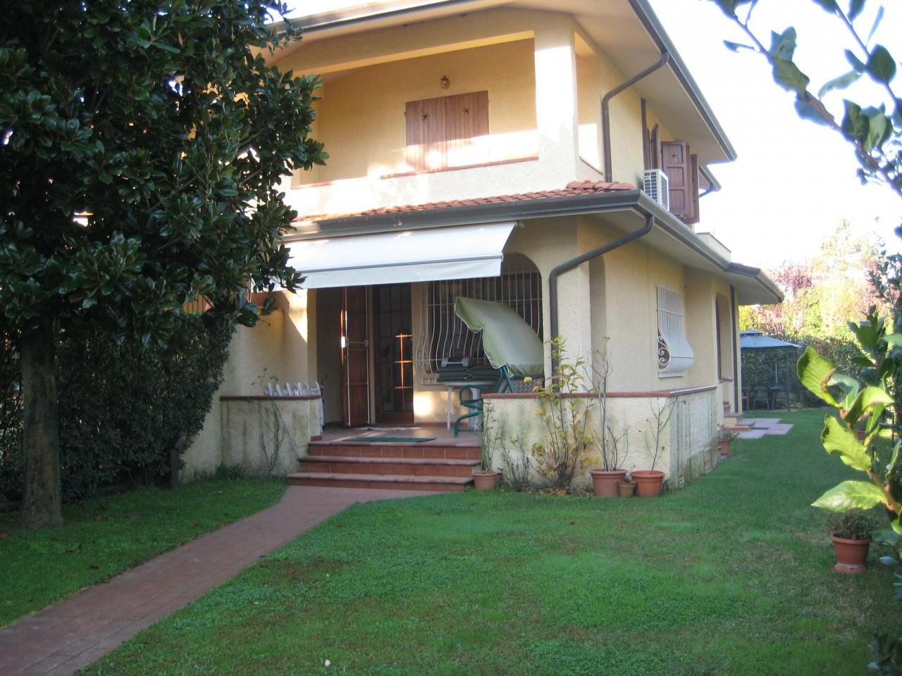 Villa in affitto a Forte Dei Marmi