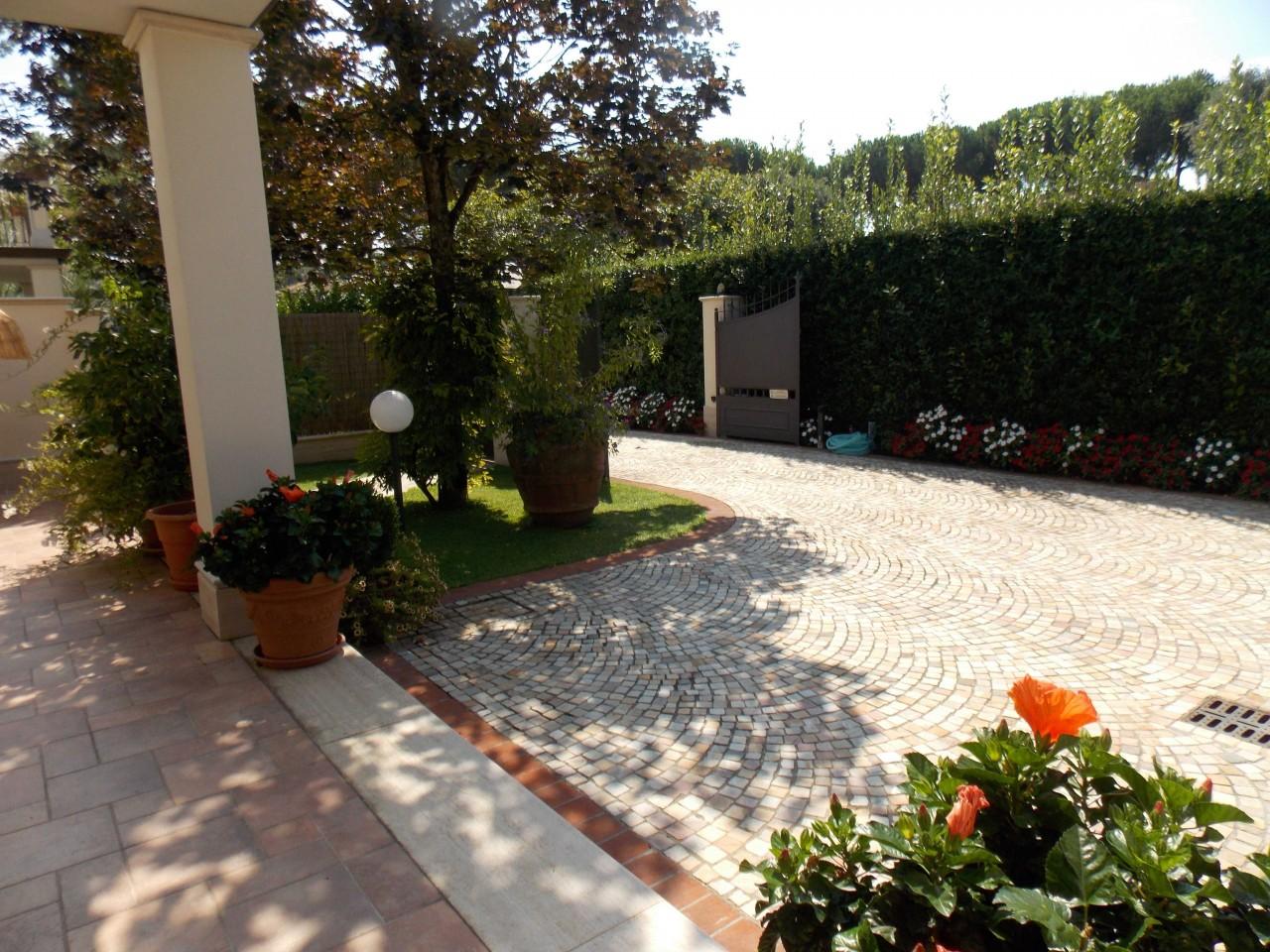 Villa in affitto a Forte Dei Marmi