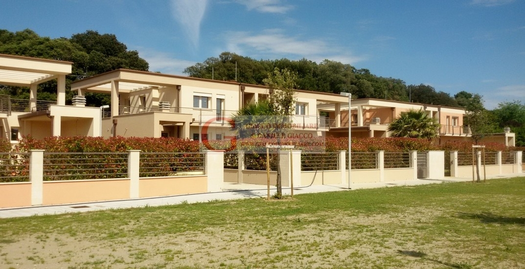 Villa a schiera in vendita a Camaiore