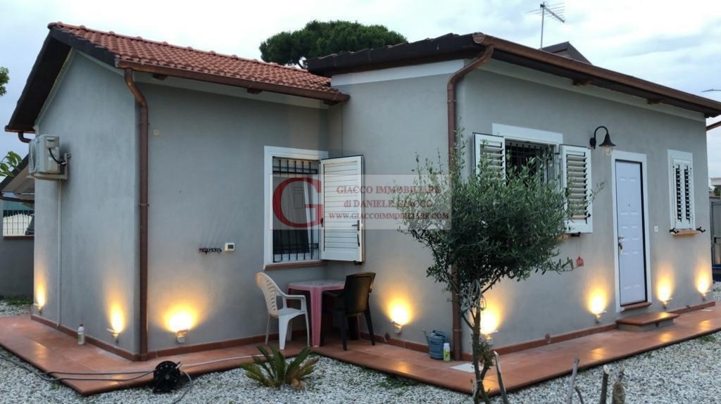 Casa indipendente in vendita a Forte Dei Marmi