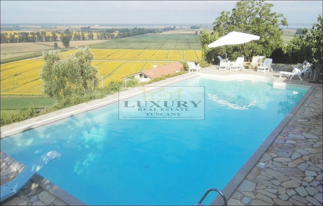 Villa in vendita a Lucca