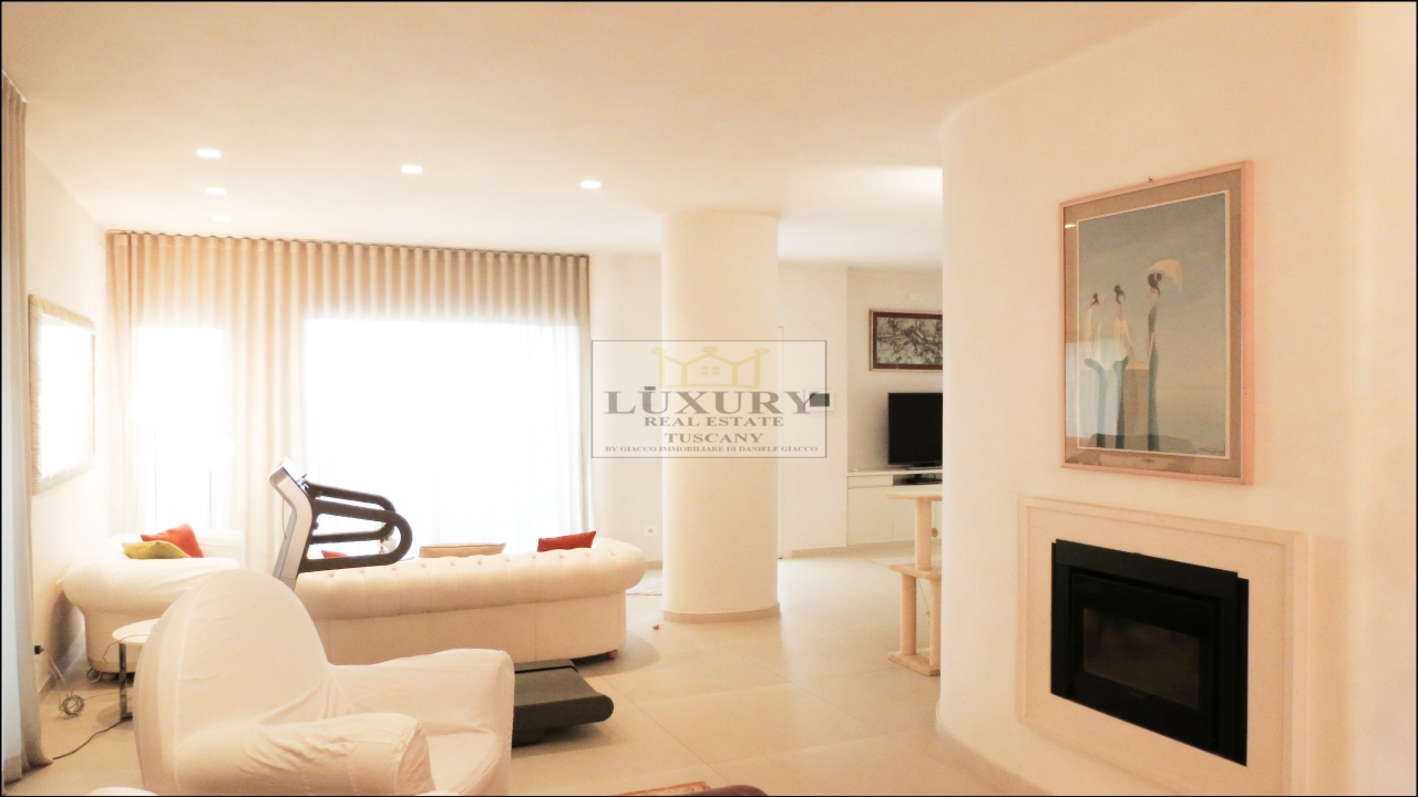 Villa in affitto a Forte Dei Marmi