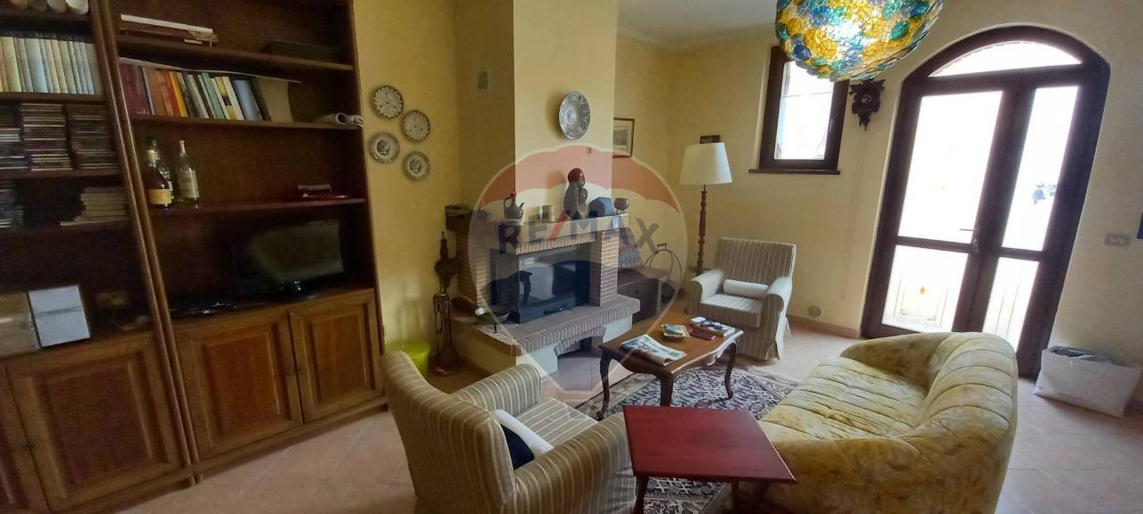 Casa indipendente in vendita a Foligno