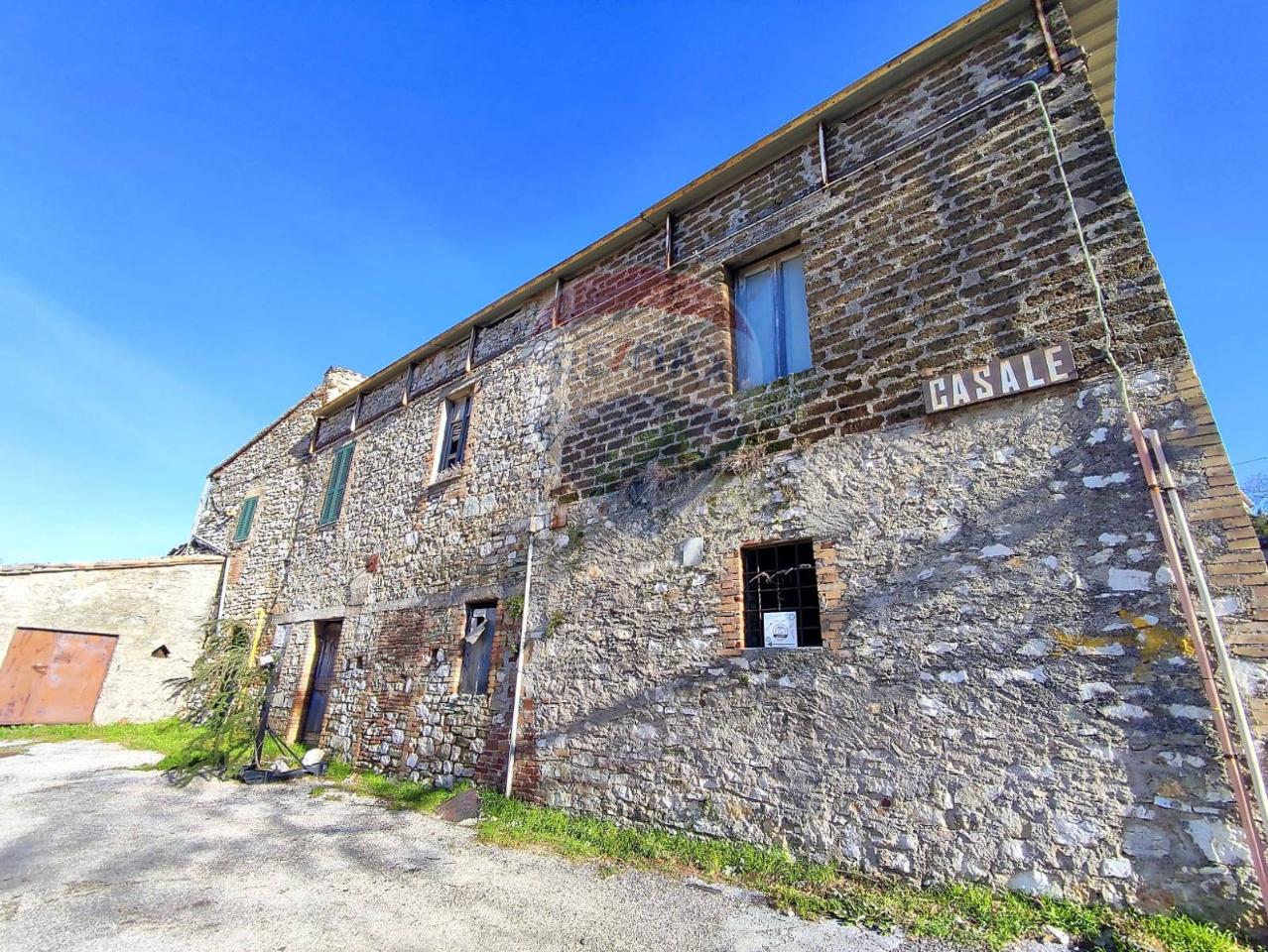 Rustico in vendita a Foligno