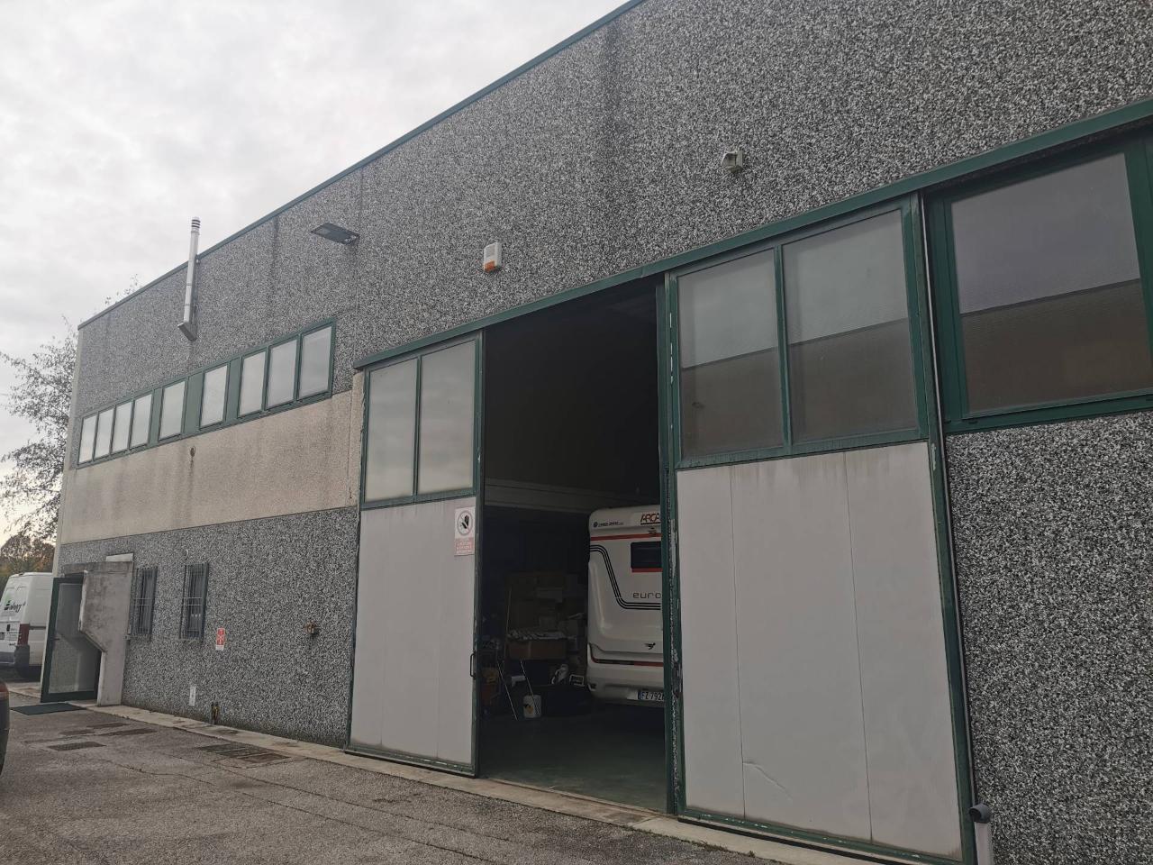 Capannone in affitto a Scorze'