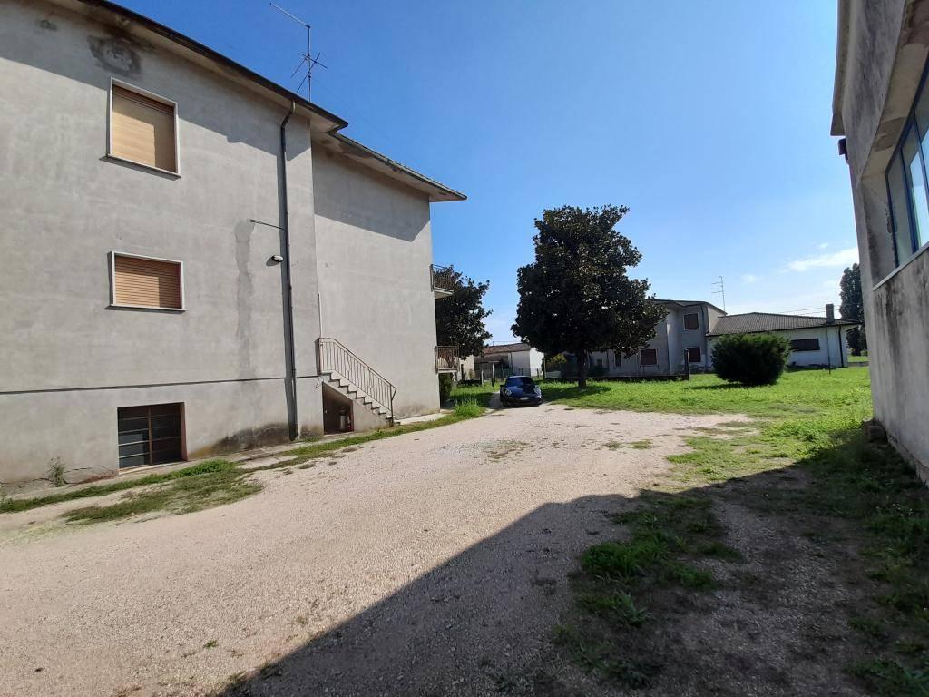 Casa indipendente in vendita a Salizzole