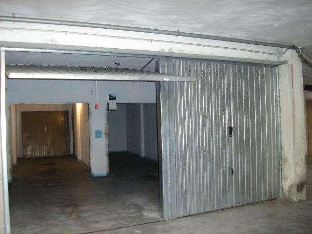 Garage - Posto auto in vendita a Pinerolo