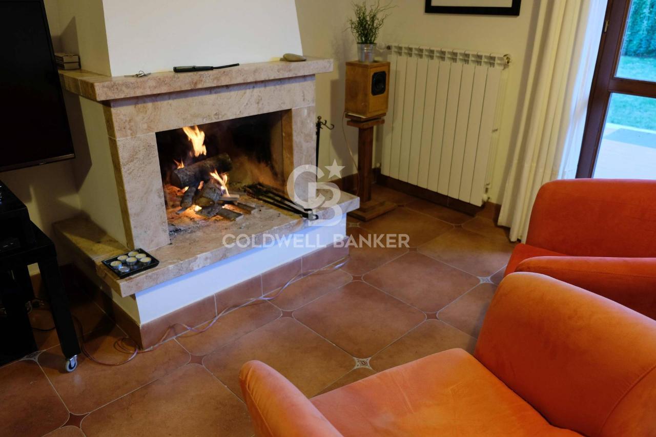 Villa in vendita a Monterosi