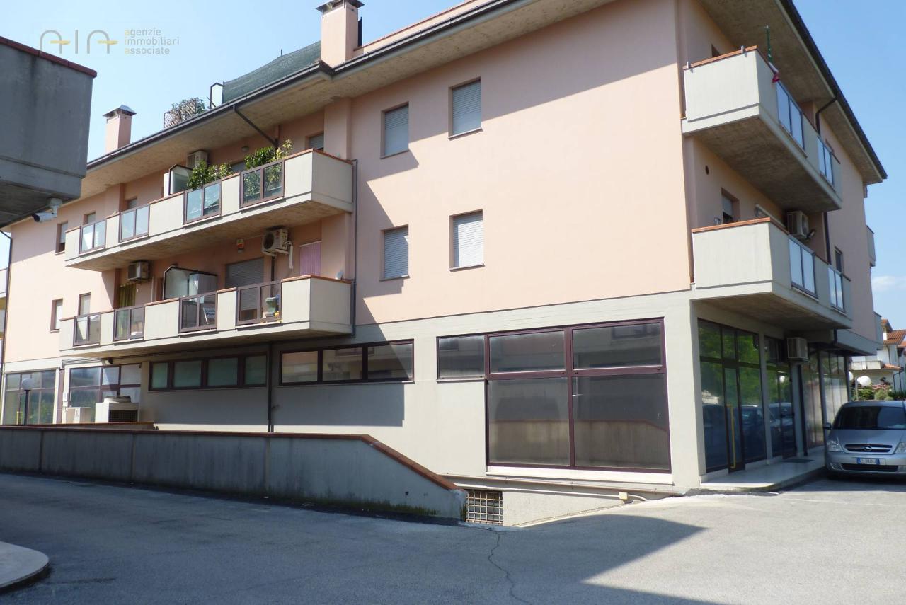 Box in vendita a Spinetoli