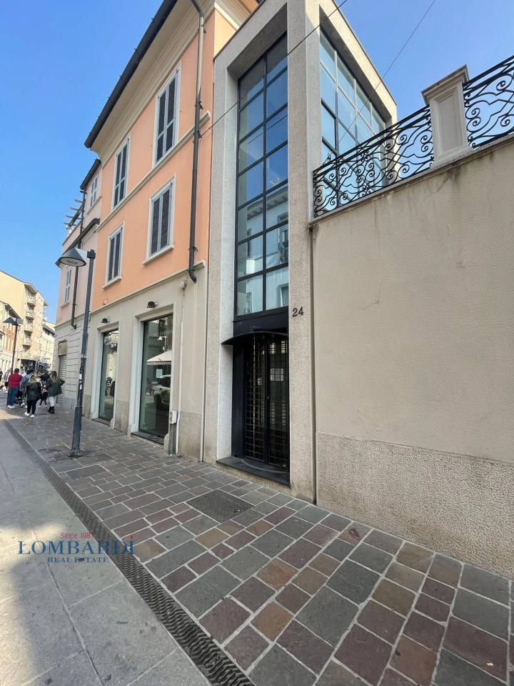 Negozio in affitto a Seregno