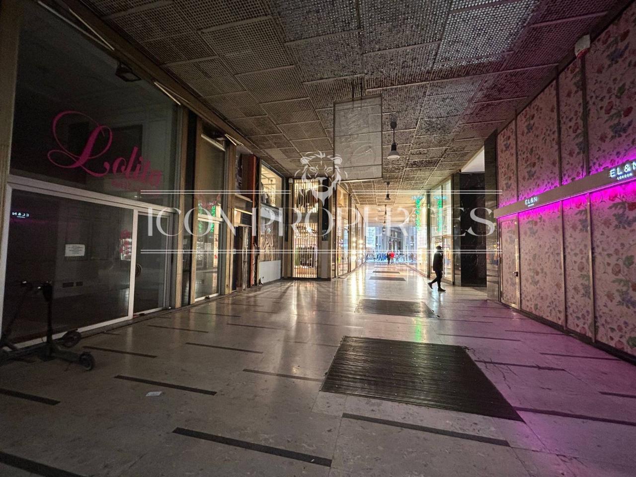 Negozio in affitto a Milano