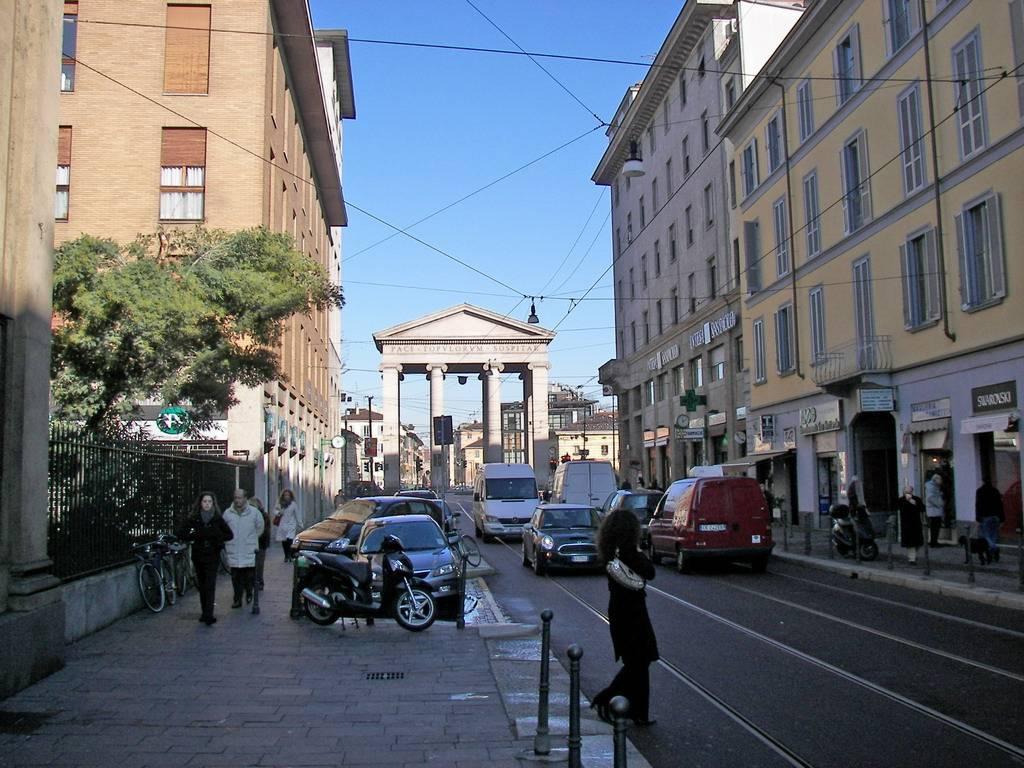 Negozio in vendita a Milano